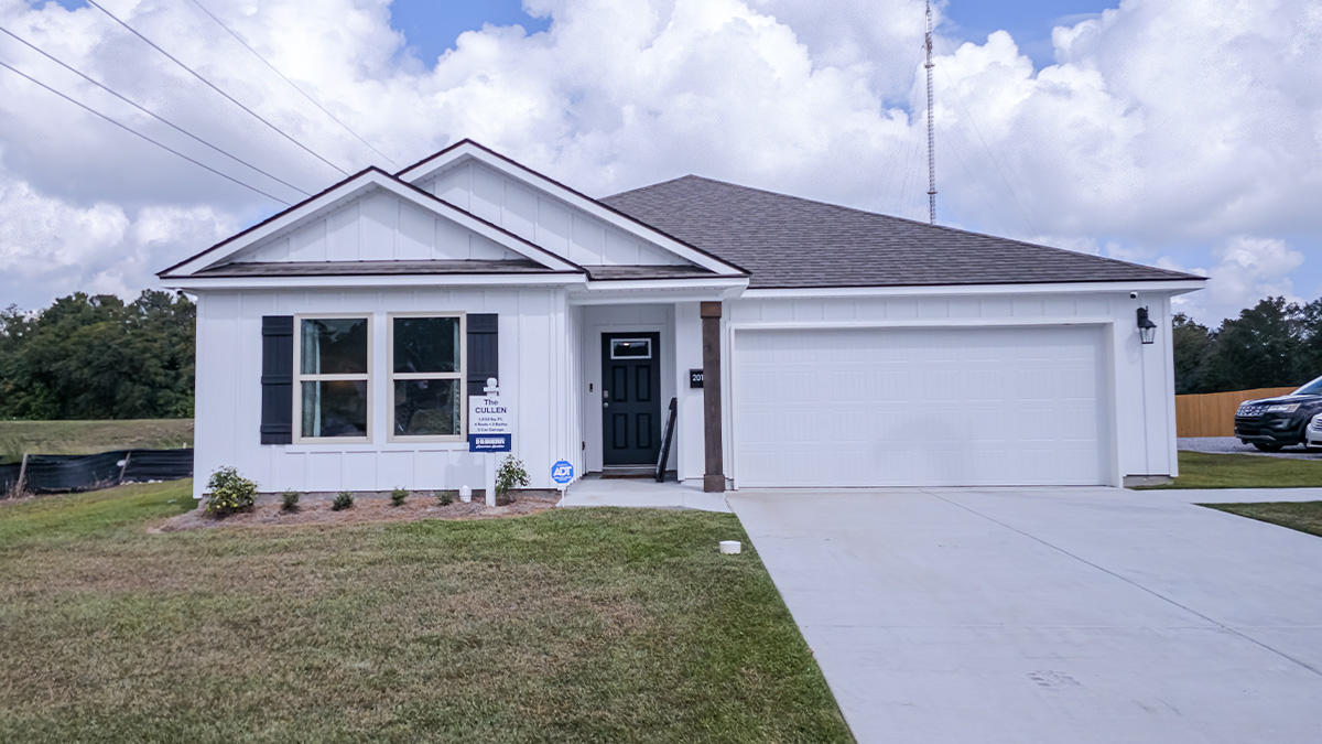 New Homes in Oakwood Estates | TERRYTOWN, LA | D.R. Horton