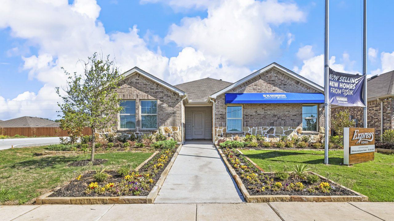 New Homes in Stuart Ridge | Denton, TX | D.R. Horton