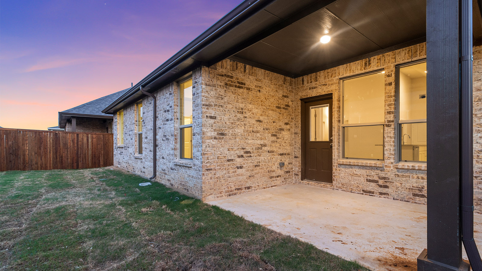 Home For Sale in Treeline | Justin, TX | D.R. Horton