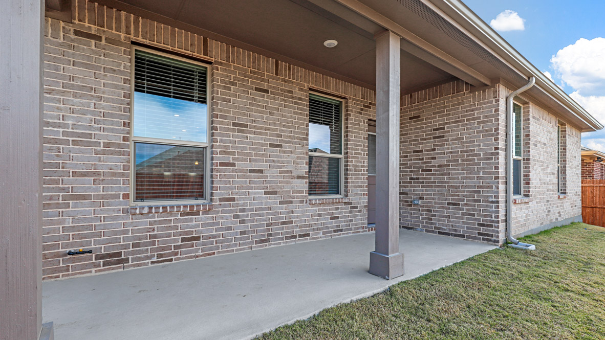 Home For Sale in Treeline | Justin, TX | D.R. Horton