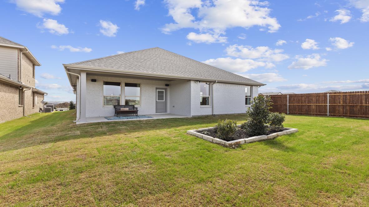 Home For Sale in Treeline | Justin, TX | D.R. Horton