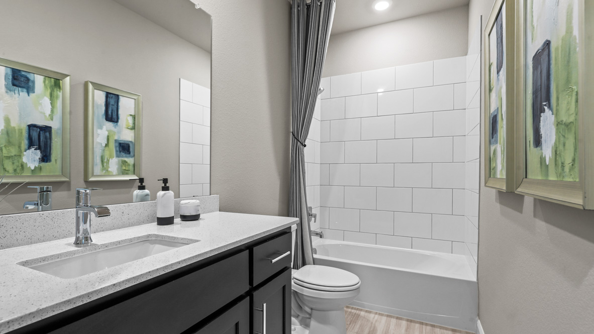 Home For Sale in Treeline | Justin, TX | D.R. Horton