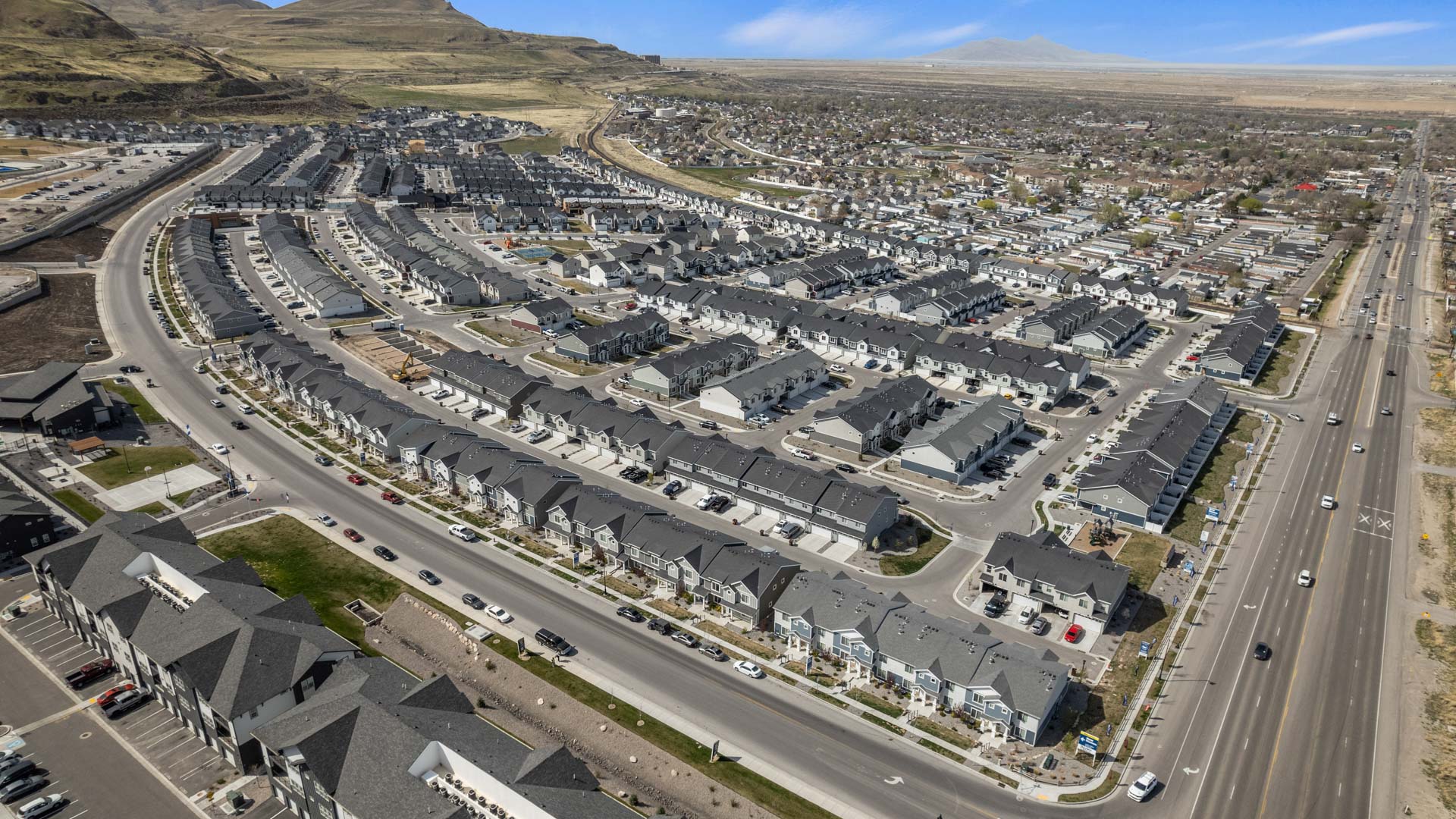 New Homes in Little Valley Gateway | Magna, UT | D.R. Horton