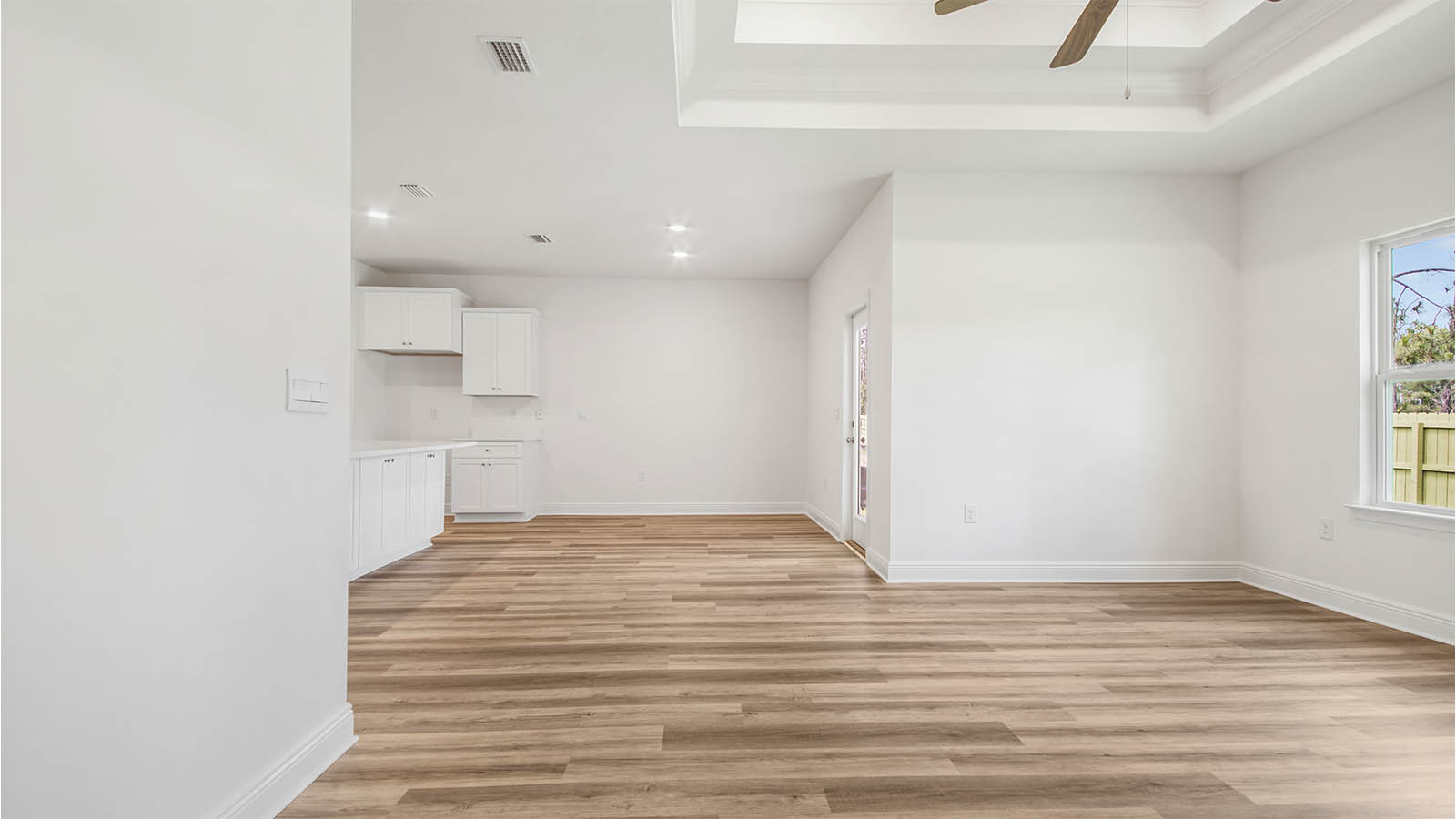 Floor Plan in Owls Head Farms | Freeport, FL | D.R. Horton