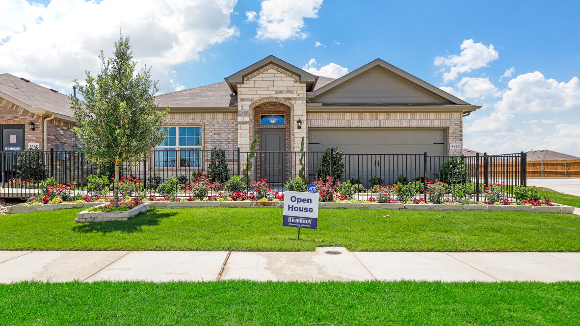 Houses For Sale in Crowley, TX | Terra Trace | D.R. Horton