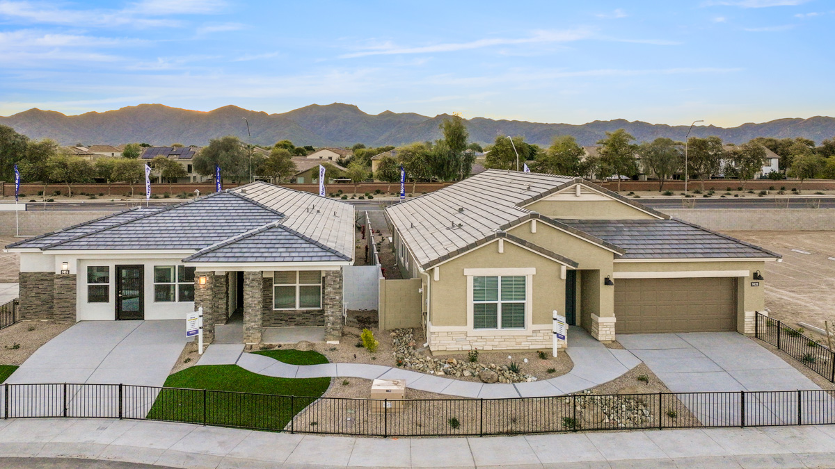 New Homes in Zanjero Pass | Waddell, AZ | D.R. Horton