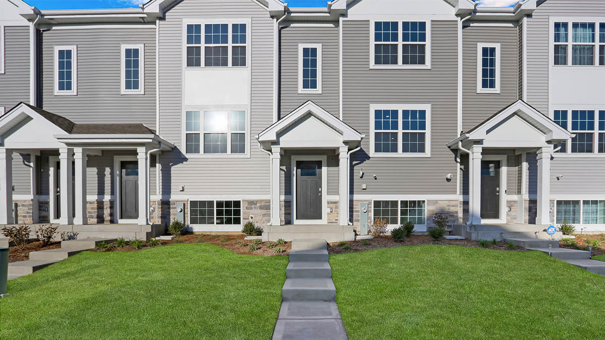 Available Home in Cambridge Lakes North Townhomes | Pingree Grove, IL ...