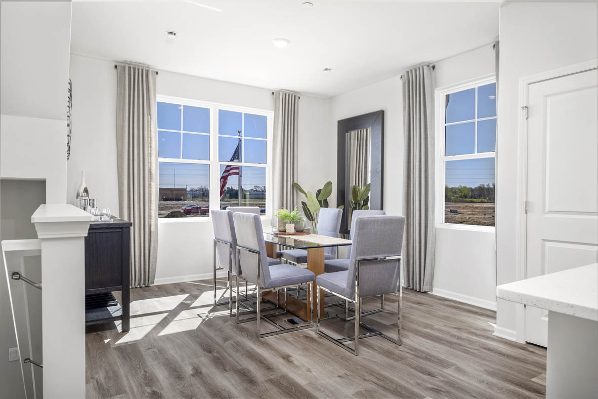 Floor Plan in The Townes at Oak Creek | Mundelein, IL | D.R. Horton