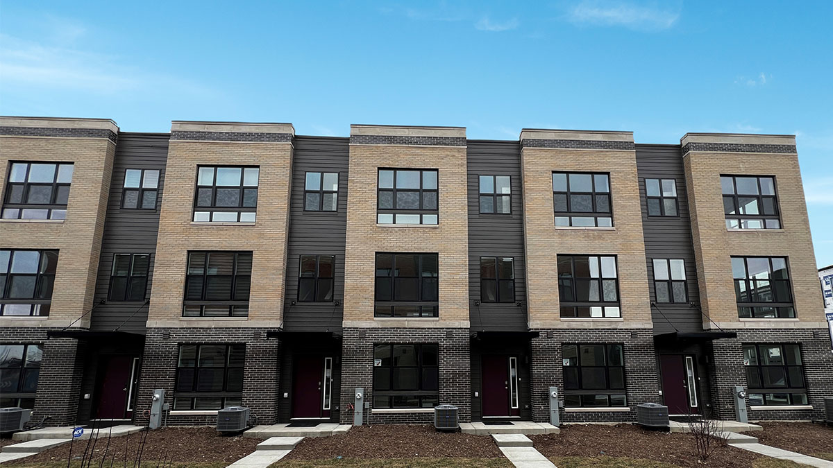 Available Home in The Summit at Yorktown | LOMBARD, IL | D.R. Horton