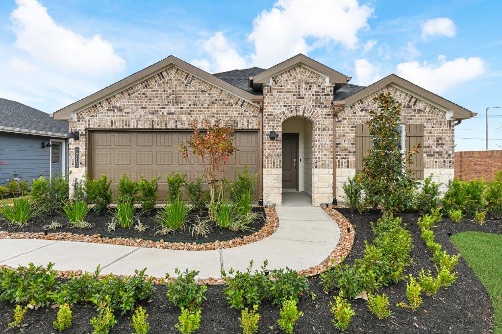 New Homes in Watermark | Alvin, TX | D.R. Horton