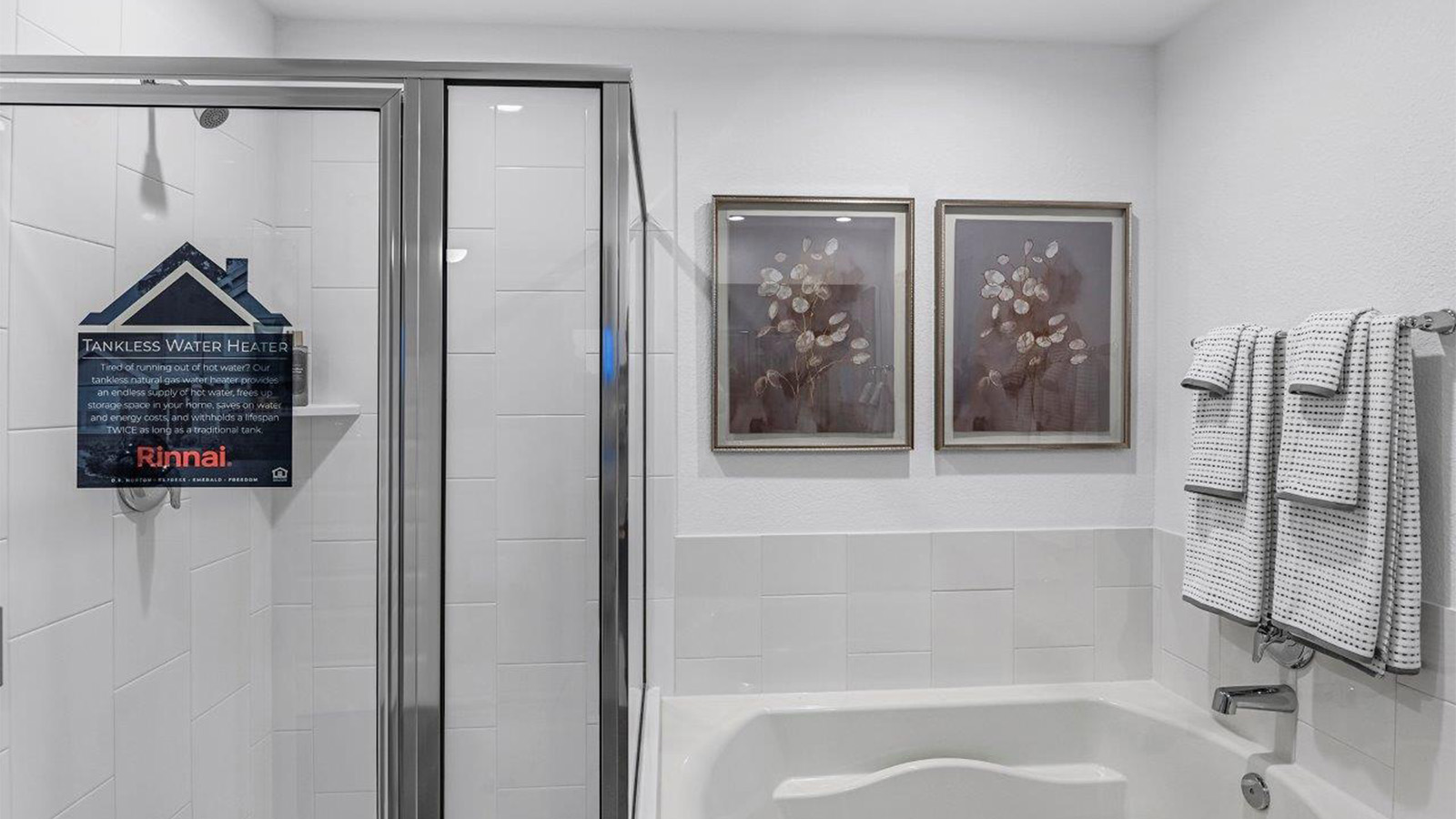 New Homes in Alexander | Pearland, TX | D.R. Horton