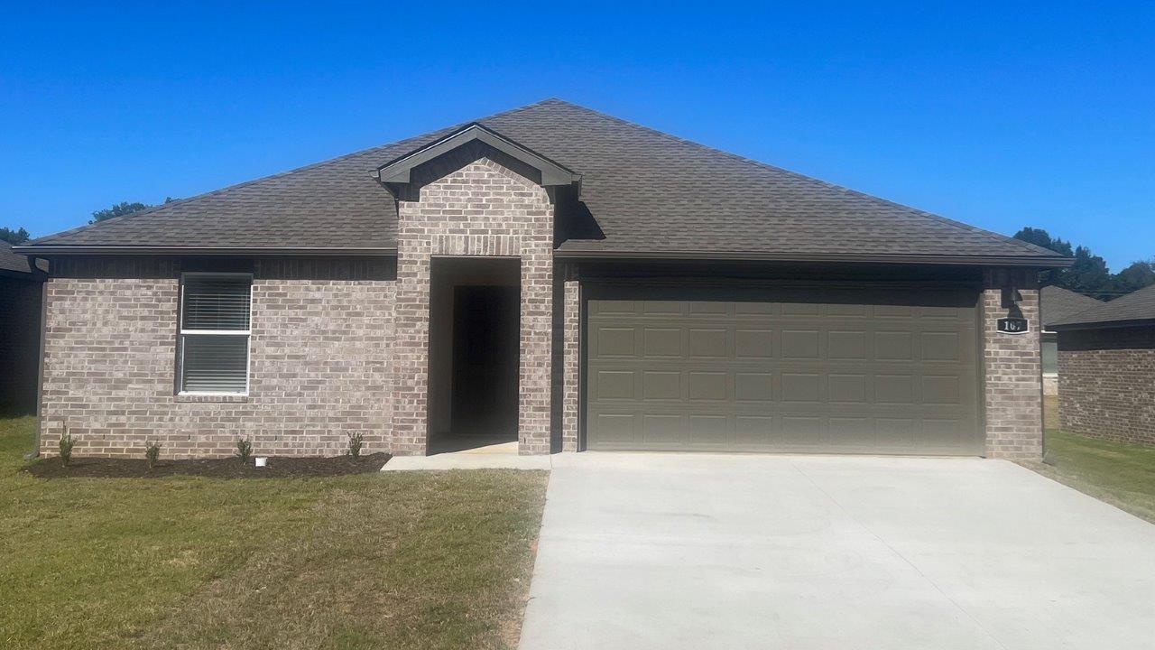 Home For Sale in The Vineyard | Mayflower, AR | D.R. Horton