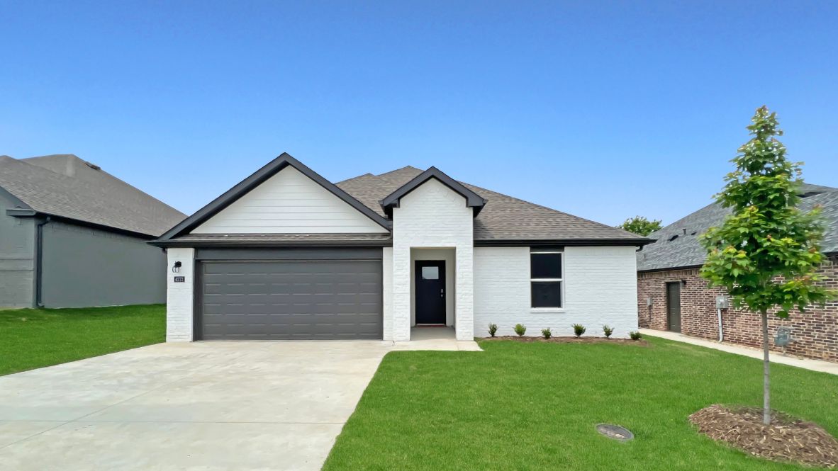 New Homes in Brook Chase | Broken Arrow, OK | Tradition Series